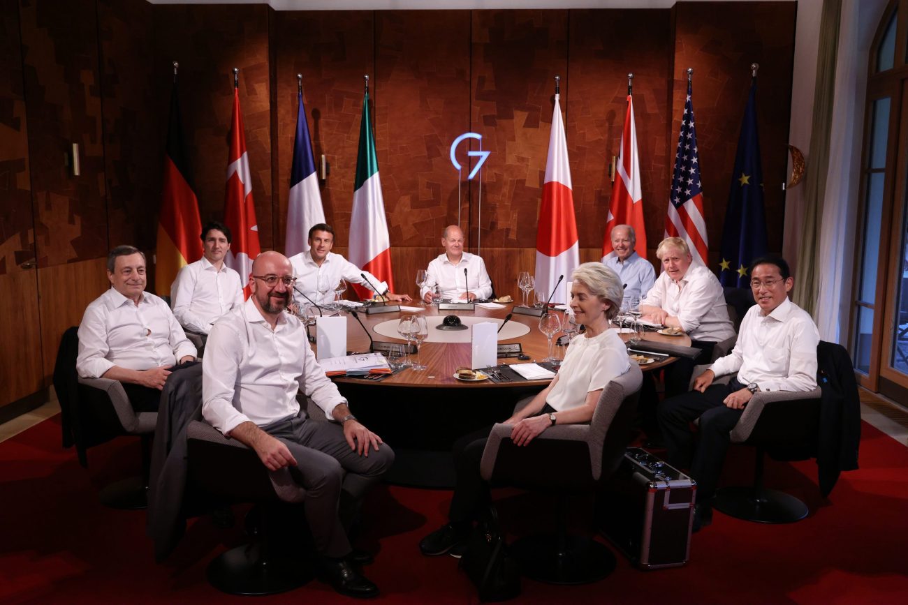VIDEO: G7 leaders gather for working dinner - The Pavlovic Today