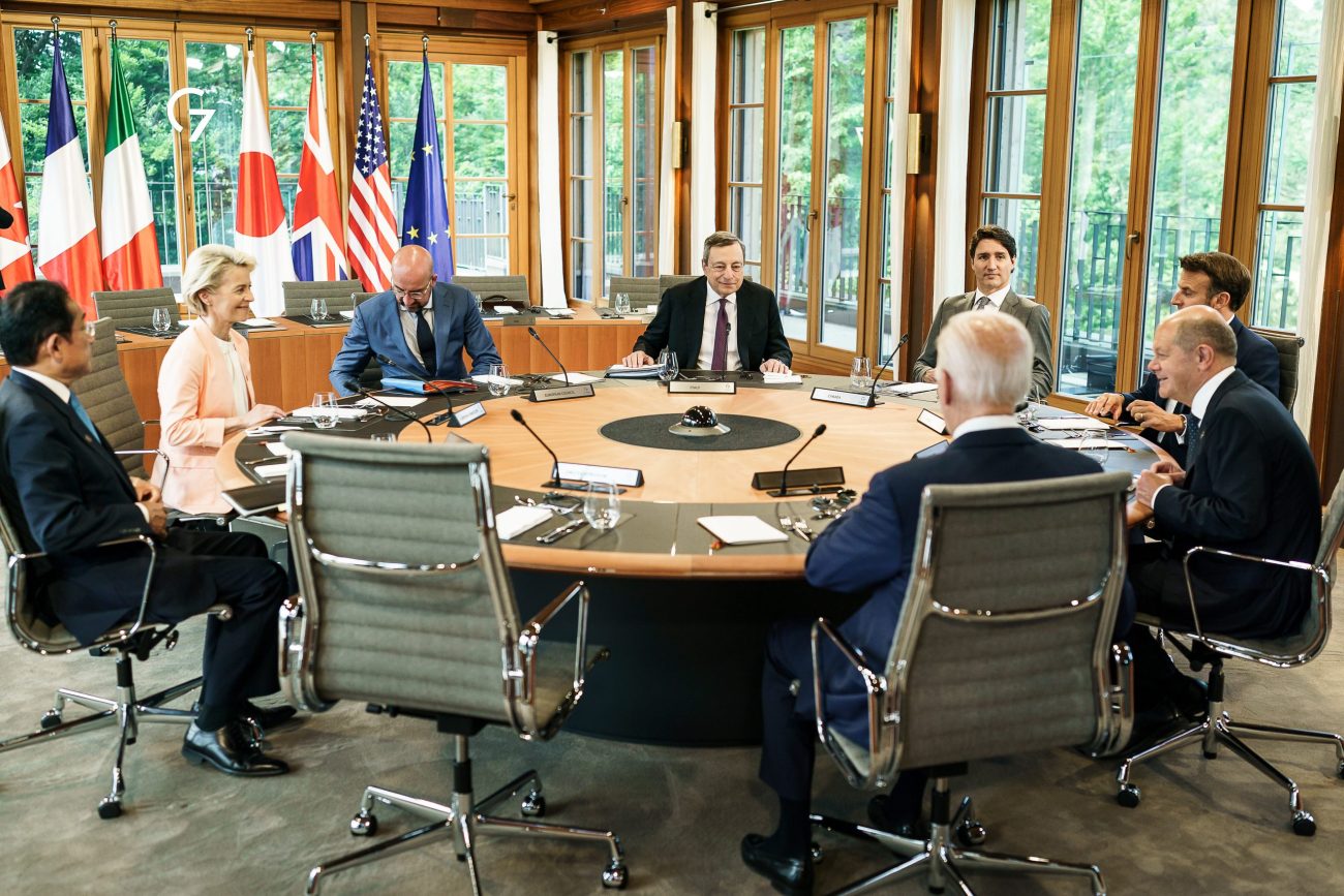 VIDEO: Biden arrives at a working lunch with G7 leaders on the global ...