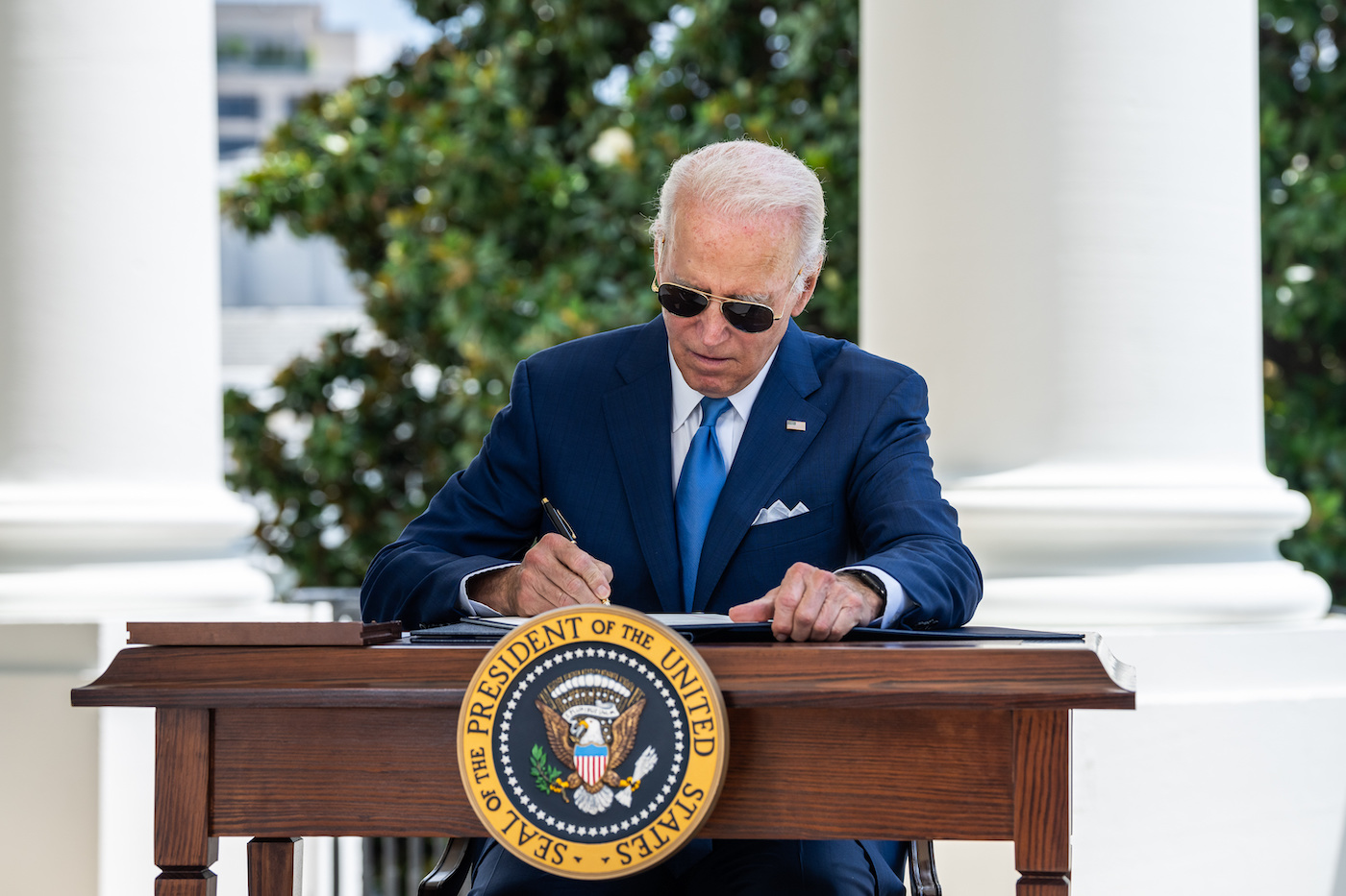 Biden speaks on the assault of Paul Pelosi, Russia and the midterm ...