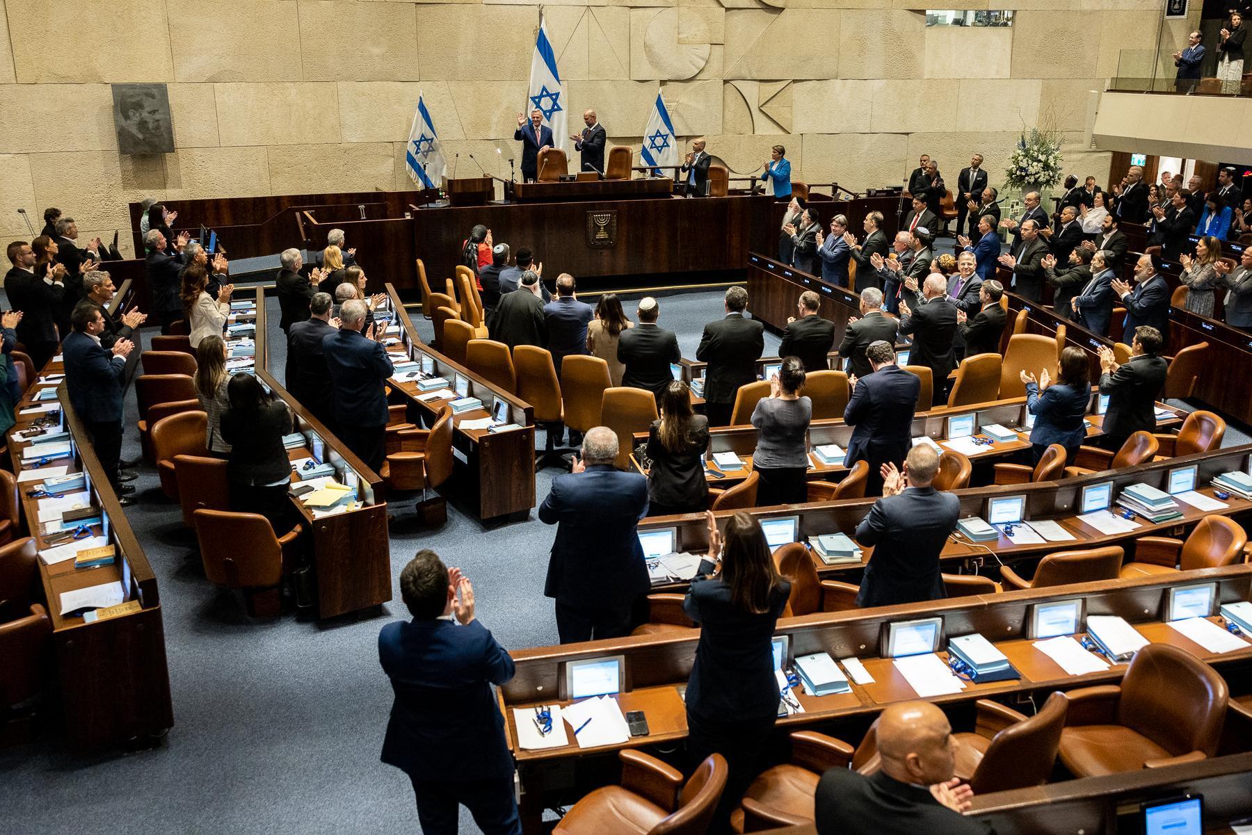 Speaker McCarthy and Leader Jeffries Appoint 12 Members of Congress to ...