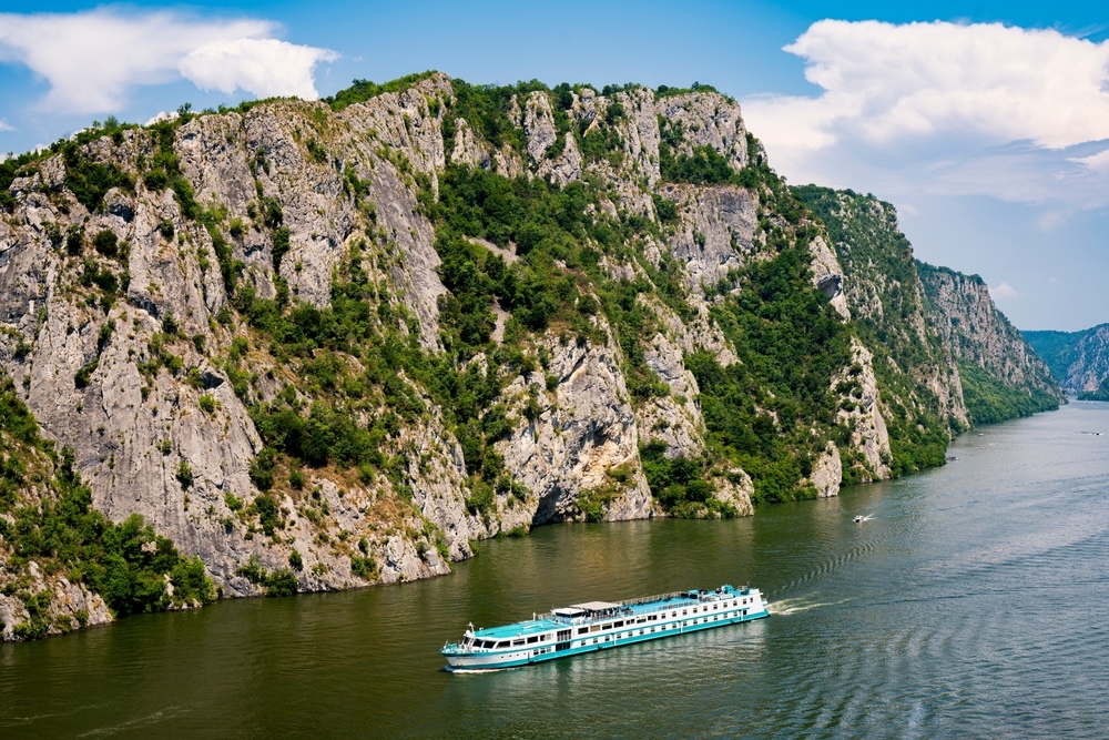 Summer Is The Perfect Time To Cruise The Danube - The Pavlovic Today